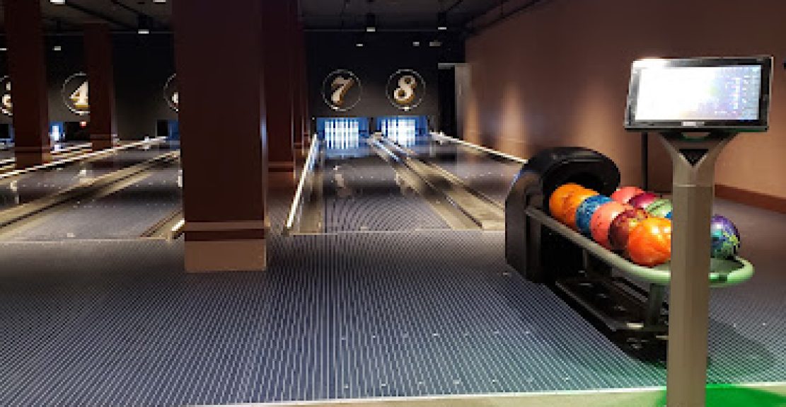 UnderPin Lanes 'N Lounge In Spartanburg